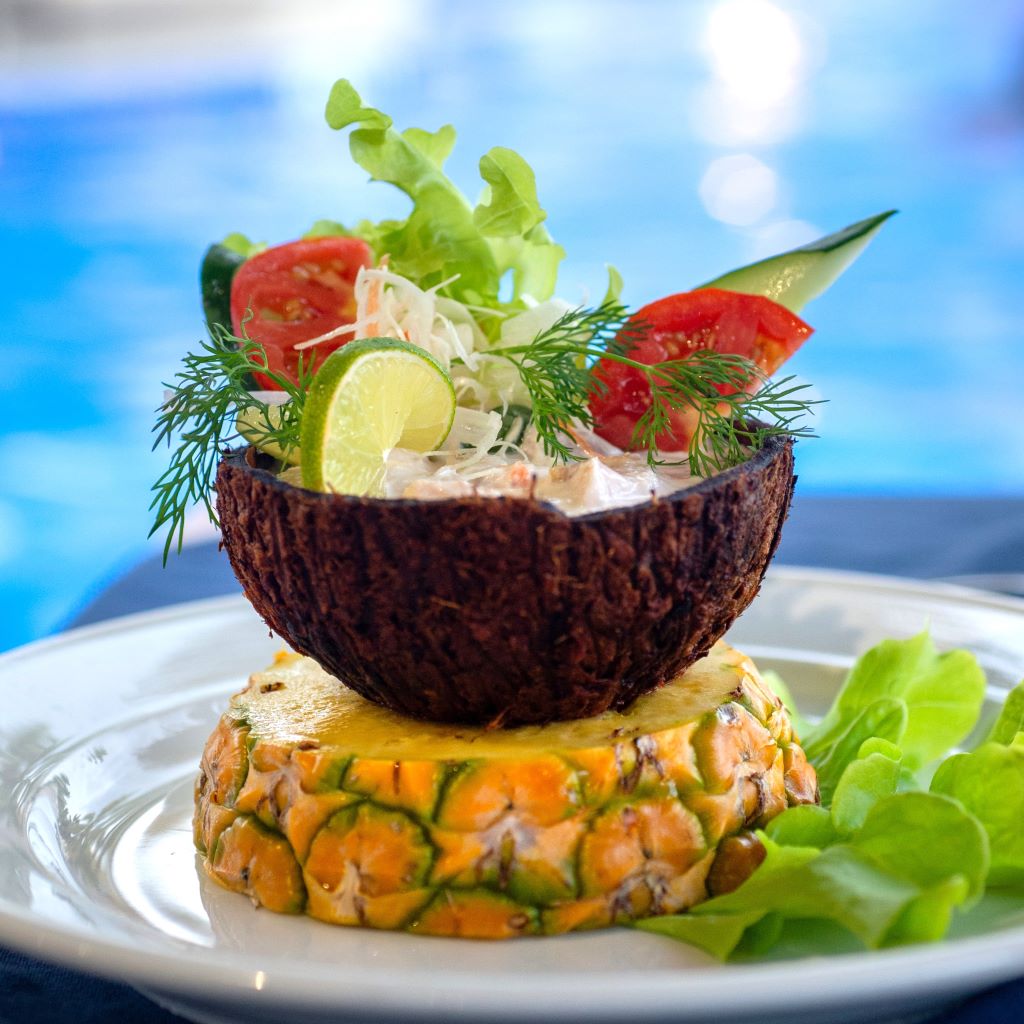 The Edgewater Resort | The Brasserie – Edgewater Dining